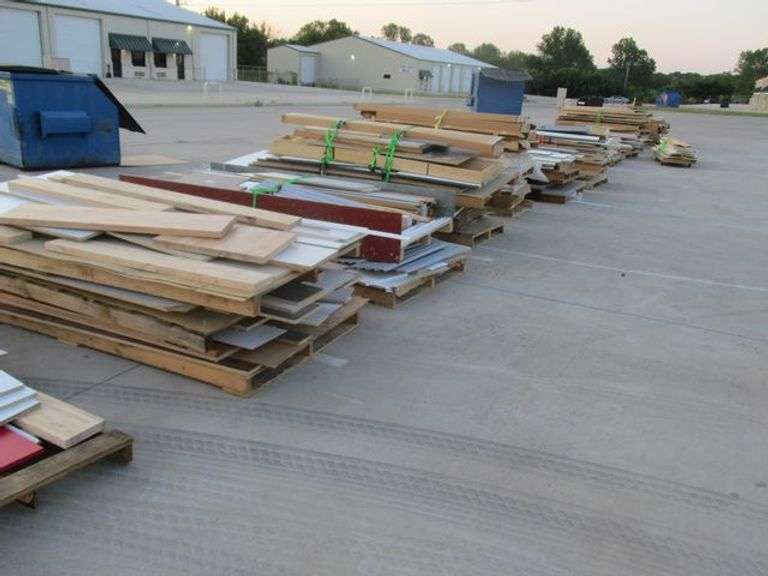 (17) LONG PALLETS, ASSORTED WOOD, LUMBER, LAMINATES AND ASSORTED ...