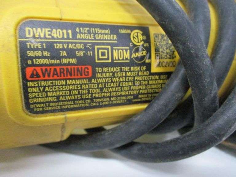 (3) DEWALT 4-1/2" ANGLE GRINDER #DWE4001 AND #DWE402 - Rosen Systems