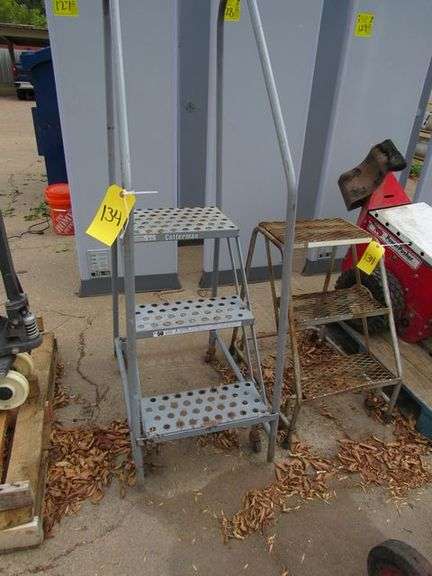 (1) COTTERMAN 3-STEP PORTABLE LADDER AND (1) 3-STEP PORTABLE LADDER ...