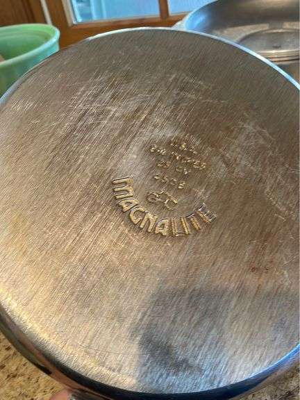 Magnalite Pot and Pan - reSettled Life