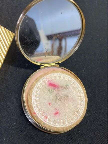 Vintage Powder Compacts - reSettled Life
