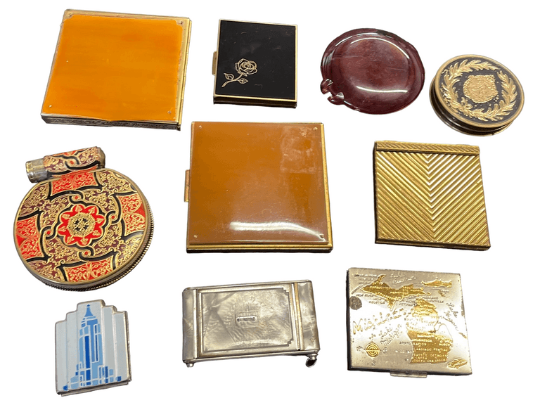 Vintage Powder Compacts - reSettled Life