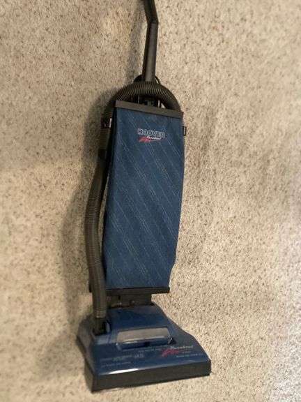 Hoover Runabout Vacuum - reSettled Life
