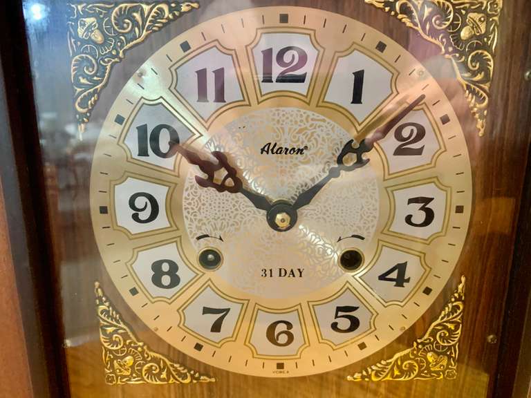 Alaron 31 Day Peacock Wall/Mantle Clock with Pendulum - BHHS GA ...