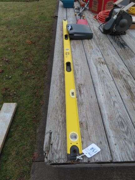 6ft Stanley fat max level - Schmid Auction