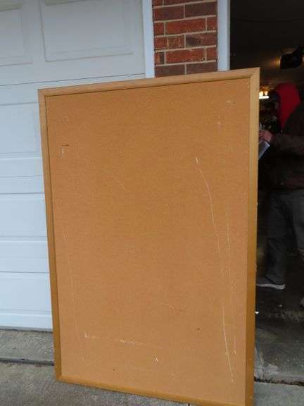 Thumb tack board - Schmid Auction
