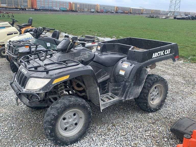 2010 Artic Cat 700 EFI Four Wheeler, dump bed, 4X4, has winch, will run ...