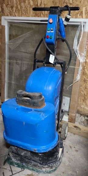 Veich floor cleaning machine - Schmid Auction