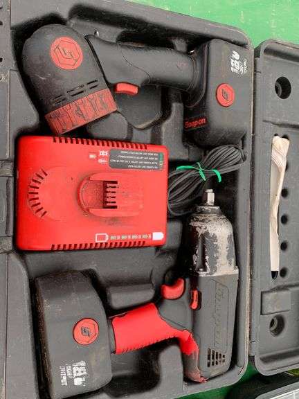 Snap on Model CT68500 18v Impact set w/2 batteries, works. - Schmid Auction