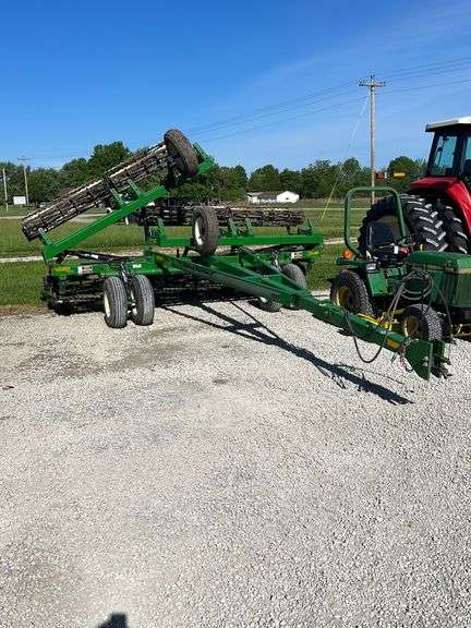 2010 35' Unverferth 1225 rolling harrow, double baskets, good condition ...