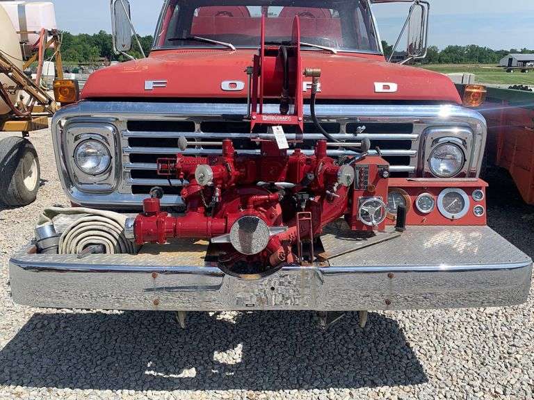 1976 Ford S600 F750 custom cab Fire truck, new batteries, no brakes ...