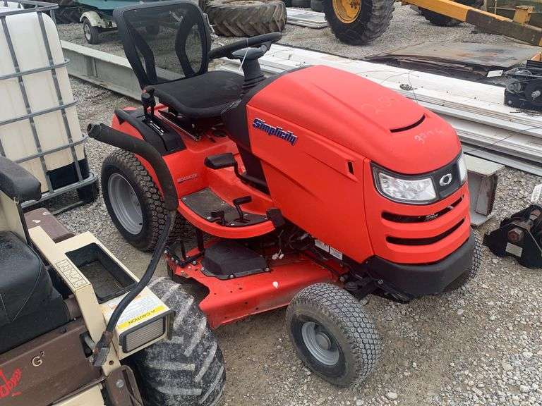 Simplicity Broadmoor 22hp B&S V-Twin gas engine 44" deck runs. - Schmid ...