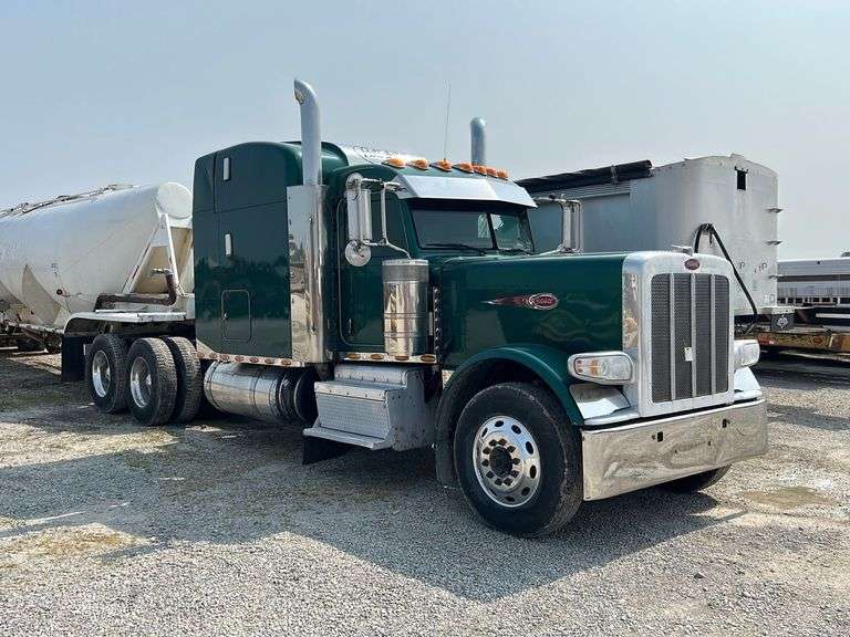 2011 Peterbilt EXHD 389. Cummins, 18 speed, GVWR 59,200. 13,200lbs ...