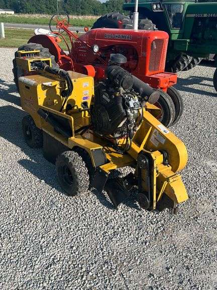 2011 Rayco RG 1635 stump grinder, 35hp motor, starts, runs good, but ...