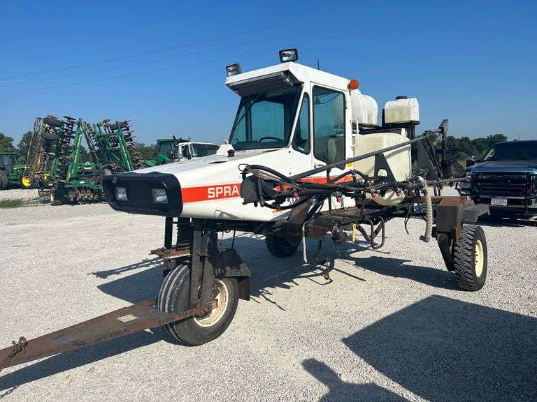 Spray-Coupe 50 foot sprayer, all new hydraulic hoses spring 2023 ...