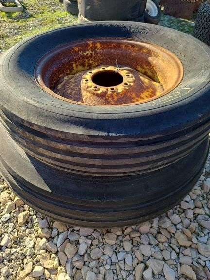 Large Implement tire/rim - Schmid Auction Large Implement tire/rim - Schmid Auction