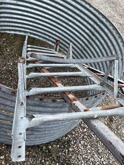 2 8' Grain bin ladders, 6' feed bulk bin ring. - Schmid Auction