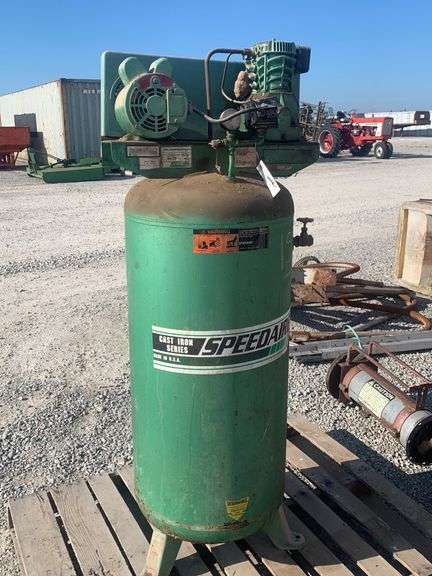 Speed Air Stand Up air compressor. - Schmid Auction