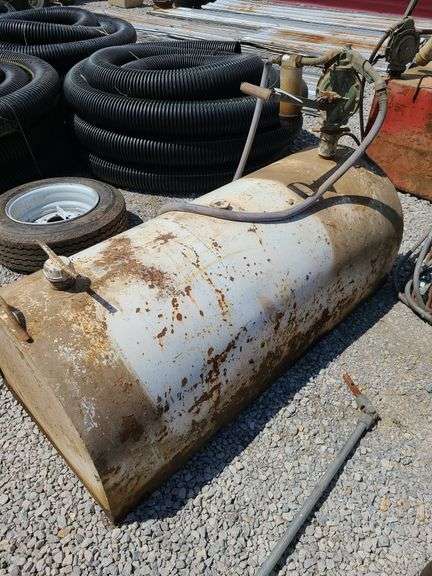 Hand pump fuel tank - Schmid Auction