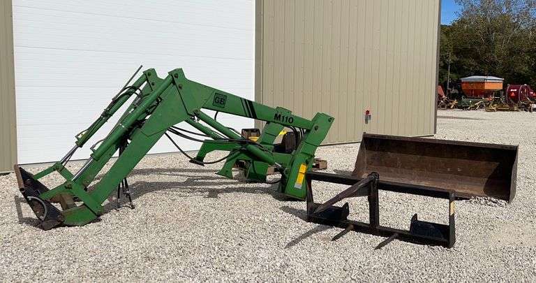 Great Bend M110 loader - Schneider Auctioneers LLC