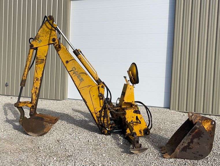 Case 32 3pt backhoe attachment - Schneider Auctioneers LLC