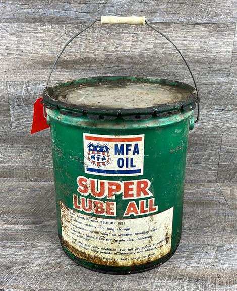 Vintage MFA 5 gallon grease can - Schneider Auctioneers LLC