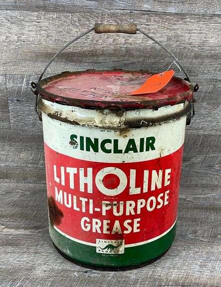 Vintage Sinclair 5 gallon grease can - Schneider Auctioneers LLC