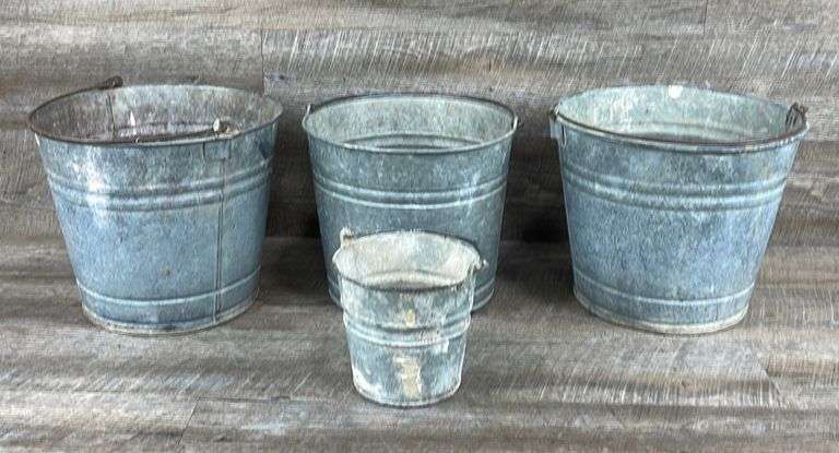 7 vintage galvanized items - Schneider Auctioneers LLC