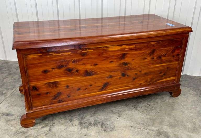 Handmade cedar chest - Schneider Auctioneers LLC