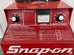 Snap-On model YA167A fast battery charger - Schneider Auctioneers LLC