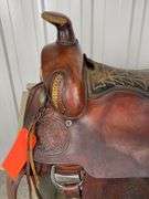Hereford Tex Tan roping saddle - Schneider Auctioneers LLC