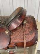 Hereford Tex Tan roping saddle - Schneider Auctioneers LLC