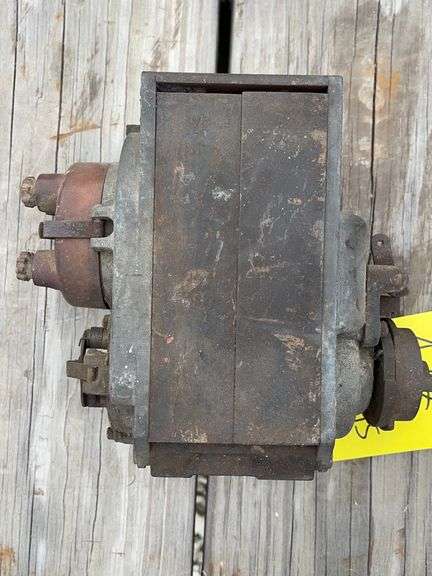 8 antique engine magnetos - Schneider Auctioneers LLC