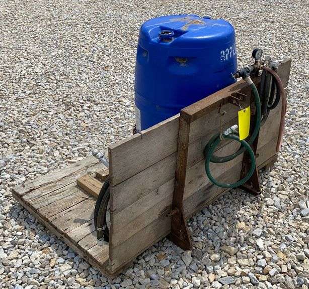 Homemade 3-pt carry all w/ homemade sprayer - Schneider Auctioneers LLC