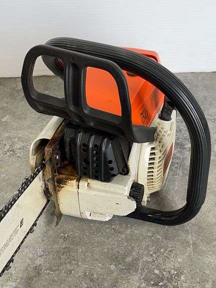 Stihl 024 AV chainsaw - Schneider Auctioneers LLC