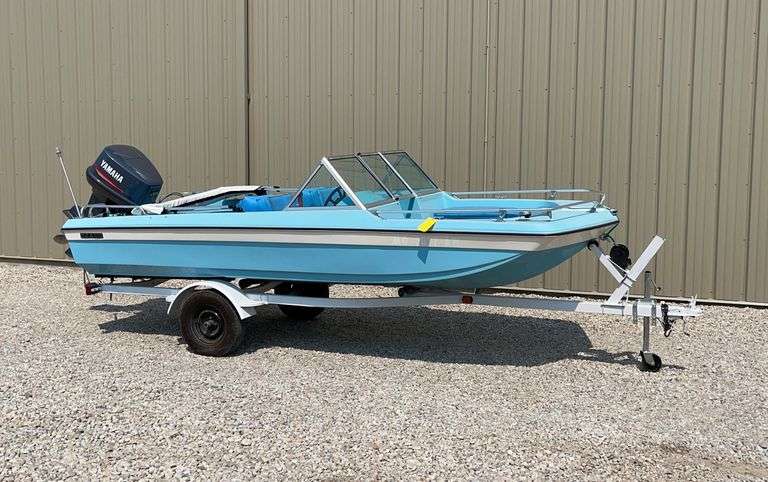 1977 Ozark Sport Runabout 16' fiberglass ski boat - Schneider ...