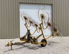 Vermeer WR20 8 wheel v-hay rake - Schneider Auctioneers LLC