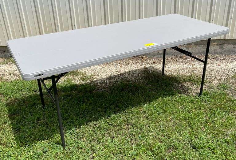 Lifetime 6' plastic folding table - Schneider Auctioneers LLC