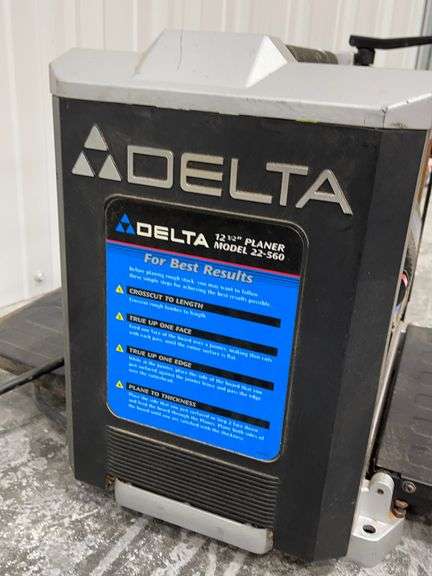 Delta 22-560 12.5" planer - Schneider Auctioneers LLC