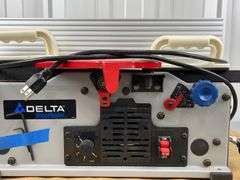 Delta JT160 6" variable speed bench jointer - Schneider Auctioneers LLC