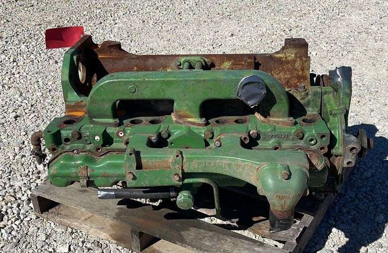 John Deere 404 diesel engine - Schneider Auctioneers LLC