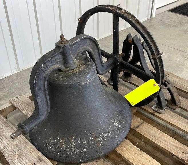 Antique #22 school bell - Schneider Auctioneers LLC
