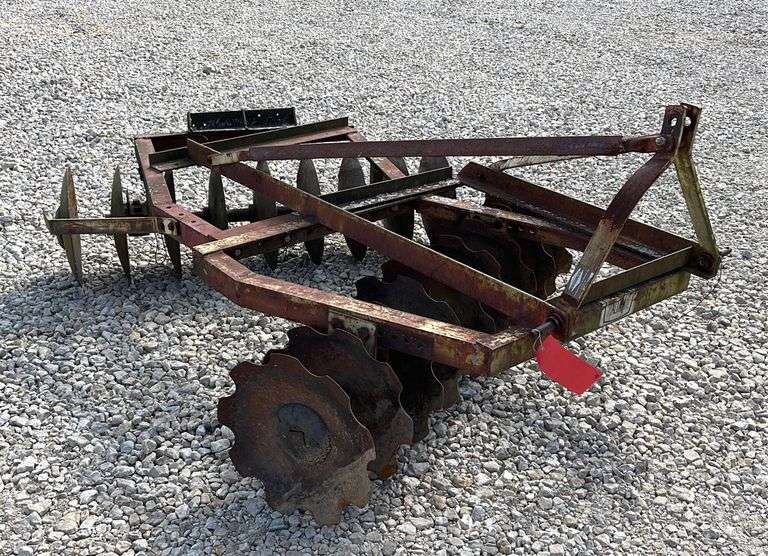 5' offset 3-pt disc - Schneider Auctioneers LLC