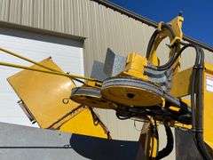 Oxbo CP100 Corn Puller sweet corn picker - Schneider Auctioneers LLC