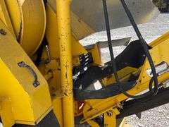 Oxbo CP100 Corn Puller sweet corn picker - Schneider Auctioneers LLC