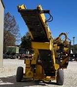 Oxbo CP100 Corn Puller sweet corn picker - Schneider Auctioneers LLC