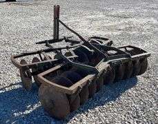 John Deere 6' 3-pt disc - Schneider Auctioneers LLC