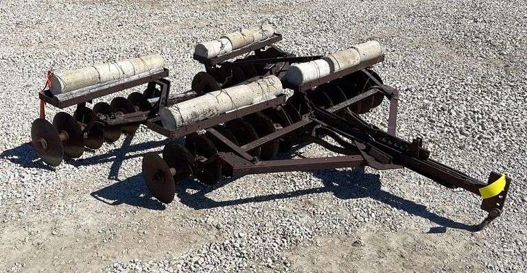 Antique 7' drag disc - Schneider Auctioneers LLC