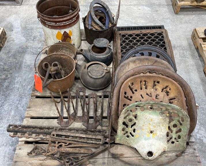 Group of antique iron items - Schneider Auctioneers LLC