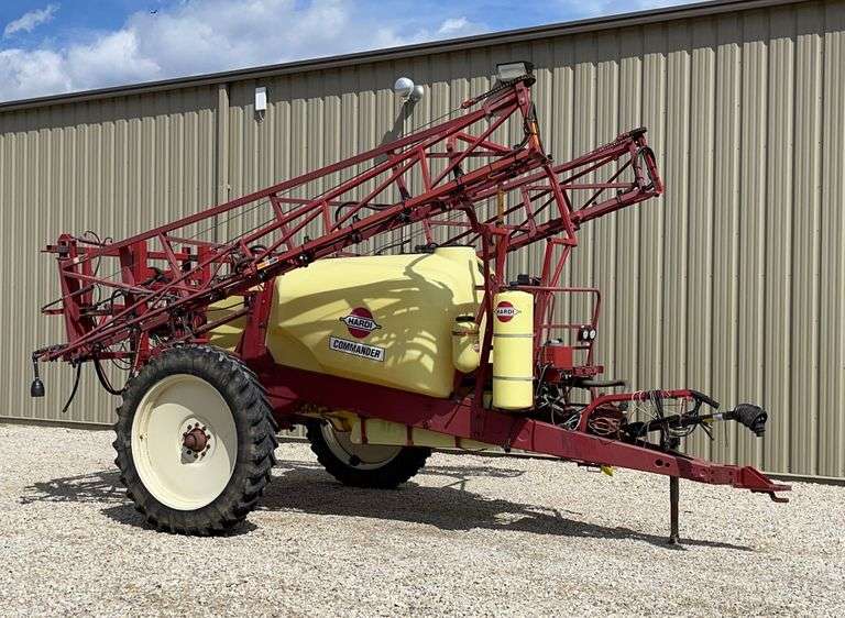 Hardi Commander CM 1200 sprayer - Schneider Auctioneers LLC